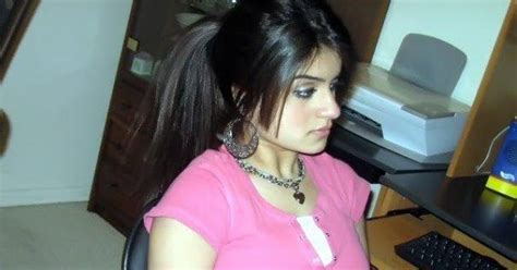 Hot Pakistani Stories Hot Pakistani Women Seducing A Wife For