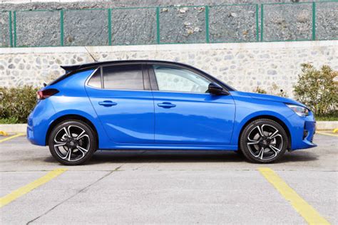 Opel 스톡 사진 및 일러스트 Istock