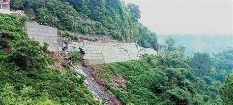 हिमाचल कांगड़ा और चम्बा में भारी बारिश