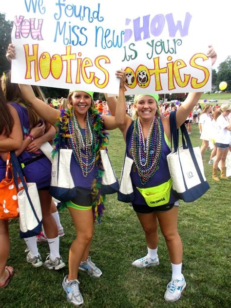 Chi Omegas Are Excited We Found You Miss New Hooties Chi Omega