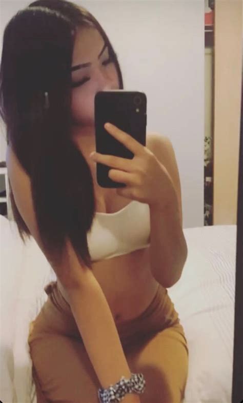 Pin By Maylin On Pic Inspo Pretty Latinas Hispanic Girls Pretty