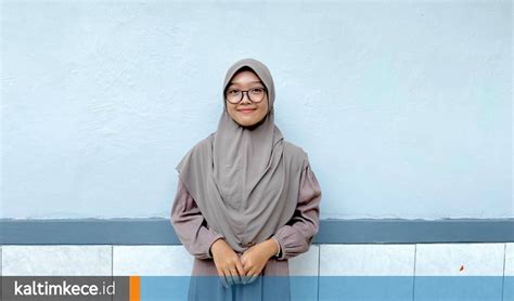 Ajeng Putri Muara Jawa Kukar Yang Juara Karya Tulis Ilmiah Quran Di Mtq Nasional Xxx Kaltim