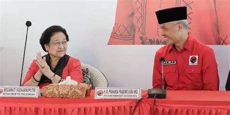 PDIP Akui Ganjar Pranowo Sedang Dikepung