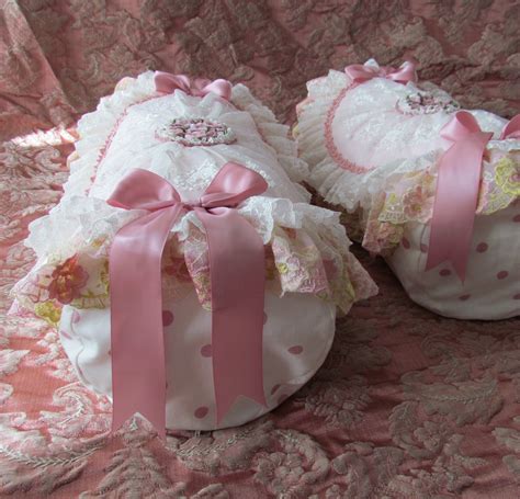 Angela Lace Bolster Tutorial