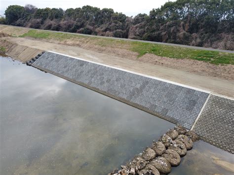 曽我川萱野地区低水護岸補修他工事 株式会社中尾組