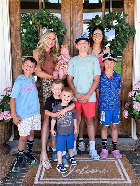 Brittani Boren Leach Brittaniborenleach • Instagram Photos And Videos