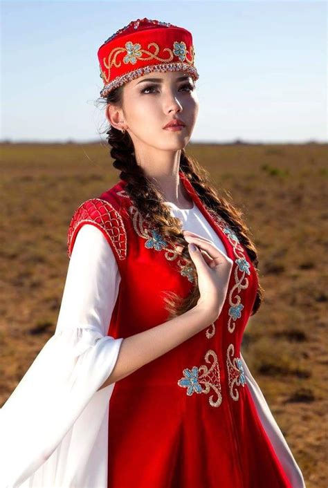 Kazak Turan TÜrk Kızı 🐺 🐺 🐺 Mode Femme Femme Femme Musulmane
