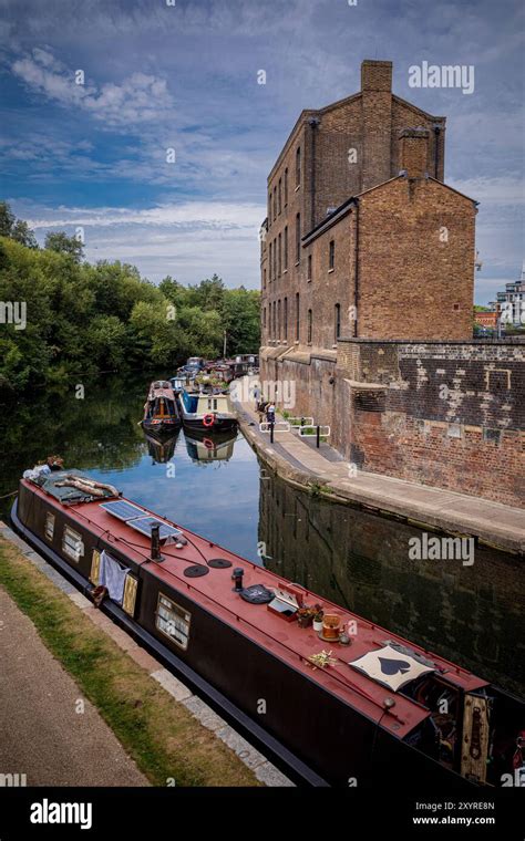 Regents Canal Granary Square Kings Cross London Re Development Of