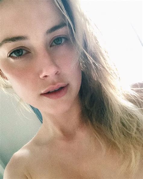 43 Hottest Photos Of Amber Heard Which Make Your Day The Day Made