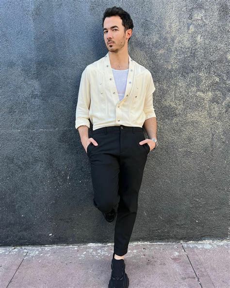 Pin Di Just Pics Su Jonas Brothers