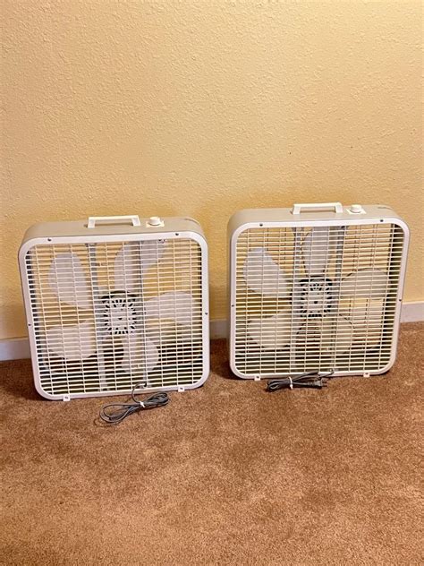 Lakewood ~ Pair 2 ~ Box Fans