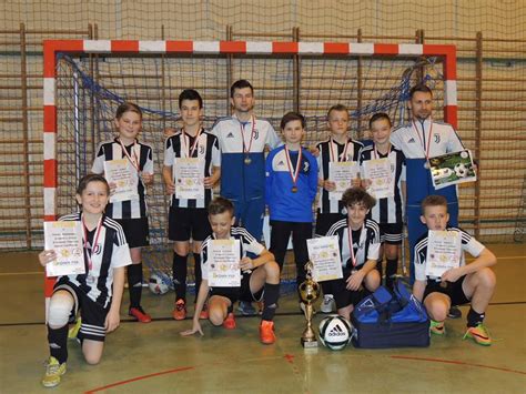 Juventus Academy Bydgoszcz II miejsce w Kujawsko Pomorskiej Halowej Lidze Młodzika
