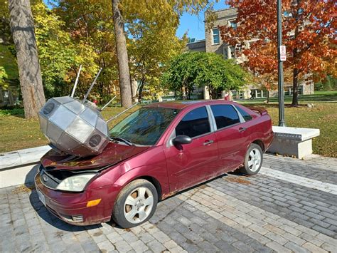 Out Of The Loop Why Has The Canadian Space Agency Staged A Crash
