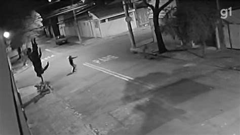 Vídeo Homicídio Registrado Por Câmera Em Setembro Em São José Foi