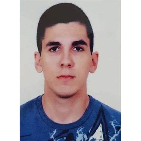 Спасяват болно момче с картини