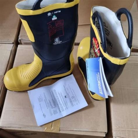Jual Sepatu Pemadam Kebakaran Harvik Original Fireman Boot Standar