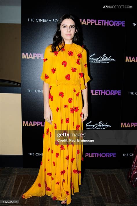 Marianne RendÓn Feet Aznudefeet