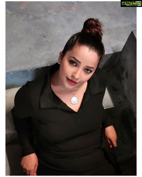 Apurva Nemlekar Wiki Biography Age Gallery Spouse And More