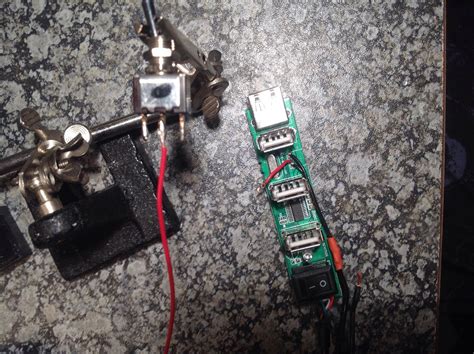 Usb Powered Hub Hack For Raspberry Pi External Harddrive 5 Steps Instructables