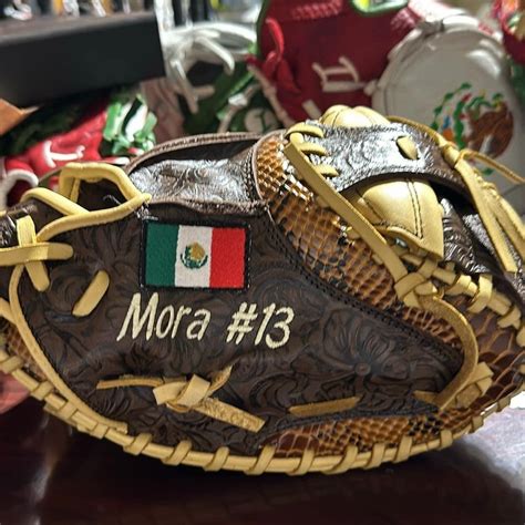 Custom Baseball Softball Catchers Mitts Izaa Gloves