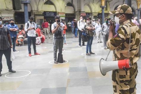 Power Failure Hits Mumbai Major Power Outage Brought Mumbai To The