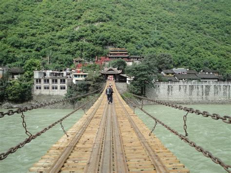 泸定桥铁索架桥原理图 大渡河泸定桥图片 现在的泸定桥图片 大山谷图库