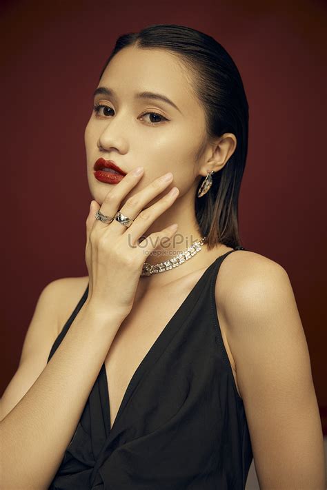 F X Krystal Fake