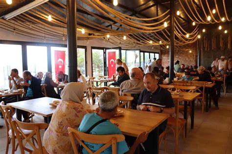 İzmit Belediyesi görme engelli vatandaşlar ve ailelerini Sarısu Kampında ağırladı Kocaeli