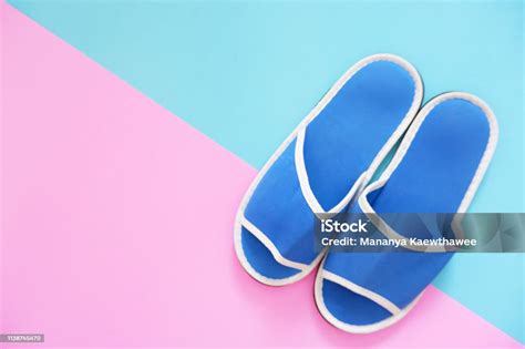 빈 소프트 블루 홈 슬리퍼 절연 미니 멀 한 추세의 팝 아트 쌍 호텔에서 침대 블루 신발 액세서리 홈 신발 파스텔 시안 및