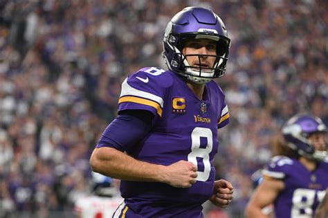 Report Vikings Take Stand In Kirk Cousins Contract Negotiations The Spun
