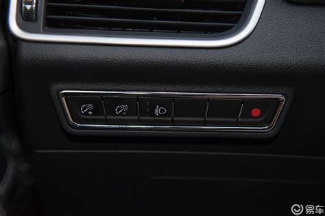 【众泰t600 Coupe1 5t 手自一体 豪华版内饰图片 汽车图片大全】 易车