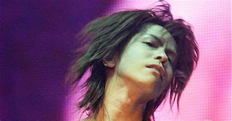 팬들의 환호에 댄스로 답하는 라르크 앙 씨엘 하이도