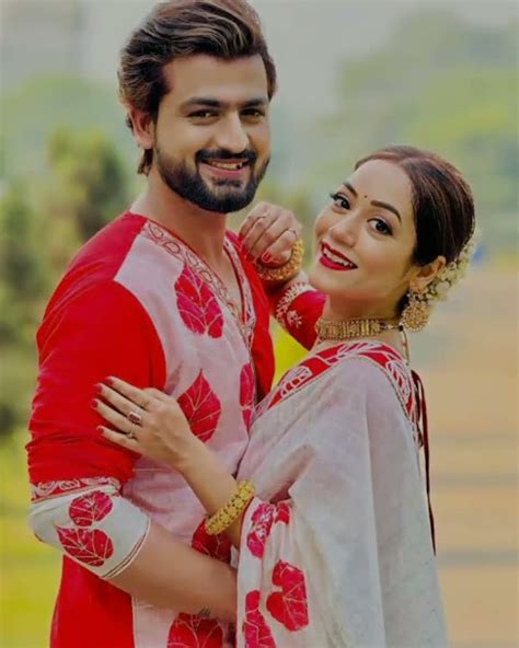 Bengoli Actress And Their Husband New Short Video 🥰💝 Love Song Music Bengoliormantic Youtube