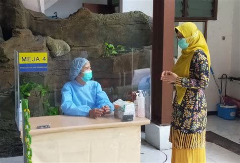 Nakes Nakes Cantik Disuntik Vaksin Covid 19 Apa Kata Mereka