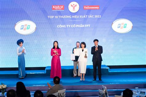 FPT Telecom Công ty Cổ phần Viễn thông FPT Chủ tịch FPT nhận danh hiệu Doanh nhân xuất sắc