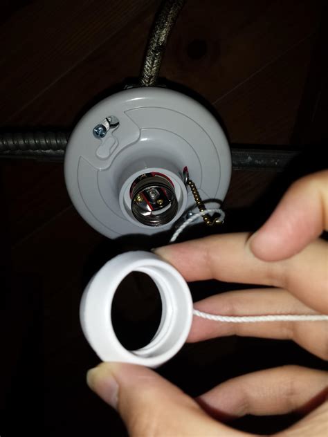 Porcelain Light Socket Assembly 4kv Pulse Rated E 26 Medium Base Porcelain Light Socket Assembly 4kv Pulse Rated E 26 Medium Base