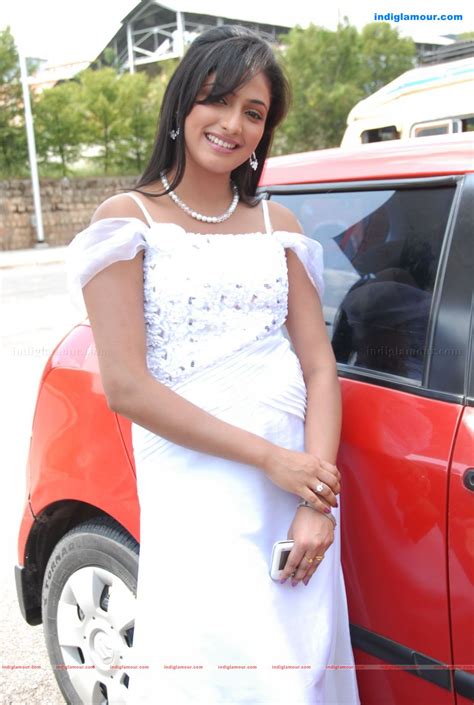 Haripriya Actress Photo Image Pics And Stills 81813