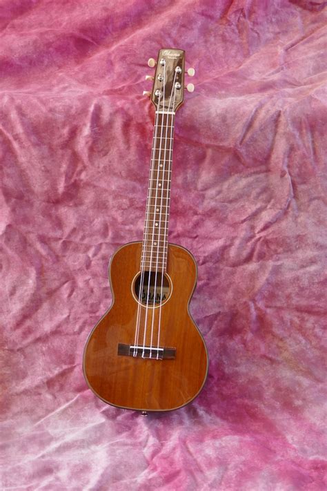 Ohana 5 String Tenor Ukulele Hamlel