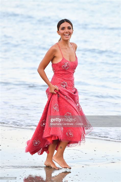 Serena Rossis Feet