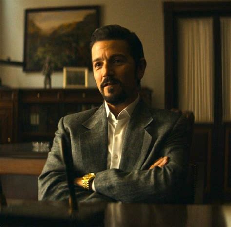 Pin By Pedro Ariel Dominguez On Ariel Diego Luna Miguel Angel Im Falling In Love