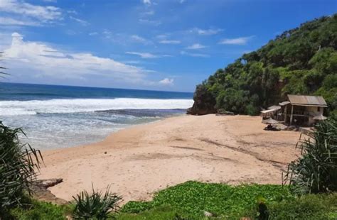 Pantai Seruni Daya Tarik Rute Dan Harga Tiketnya