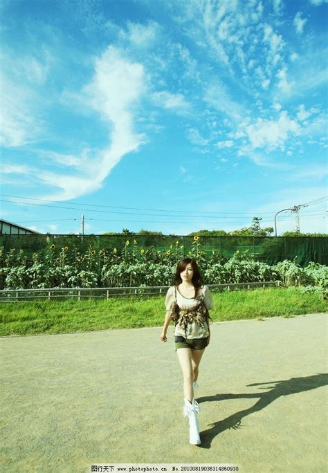 原南海子图片个性时尚人物形象 图行天下素材网