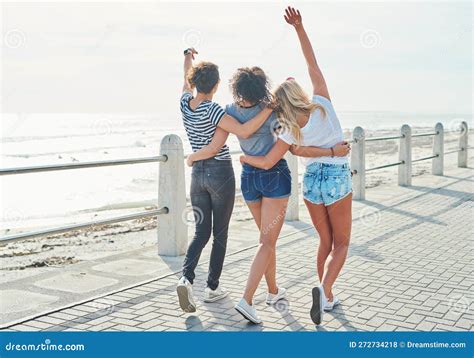Were Feeling Good Three Friends Spending The Day Together On A Sunny