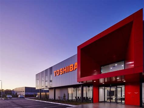 Toshiba увеличит объем жестких дисков до 30 Гбайт в следующем году — i2HARD