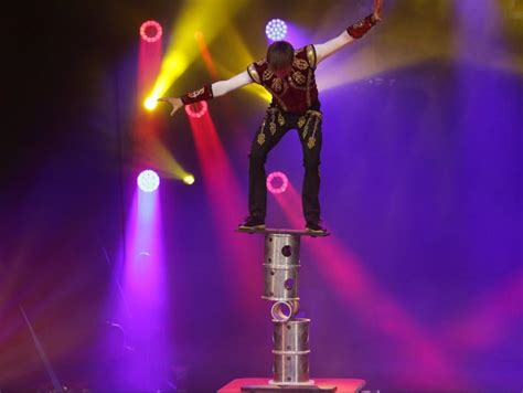 Dmitry Lazarte Flying Maluendas I Smuglyanka Elefants Dor 2026