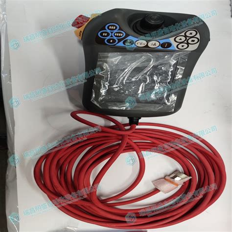 Dsqc679 3hac028357 001 机器人示教器 瑞昌明盛自动化