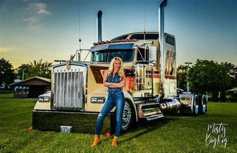 Pin By Mornè Oosthuizen On Big Rig Trucks In 2025 Trucks And Girls