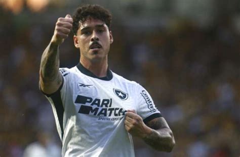 Sem Bastos Botafogo Vai Atuar Com Dupla De Zaga Titular No Início Da