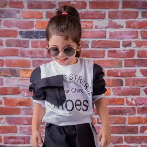 برسام راد barsam modeling Threads Say more