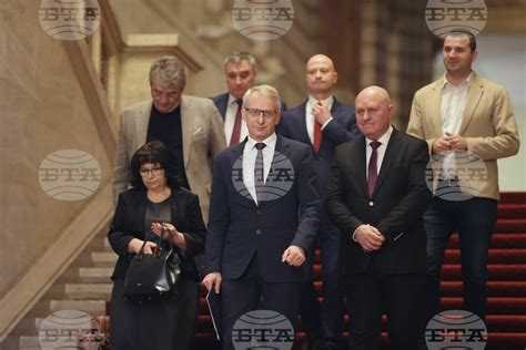 Междуведомствена група предстои да обсъди предложението за заменянето на медицинските бележки в